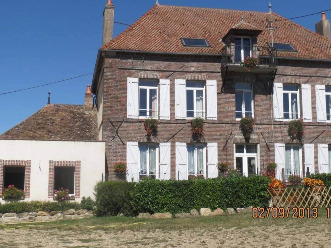 325 M² Cottage ∙ 5 Chambres ∙ 10 Personnes - Yonne