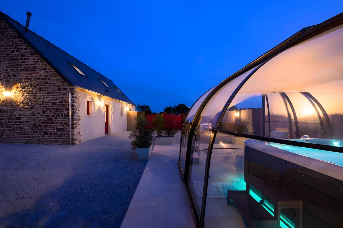 70 M² Ferienhaus ∙ 2 Schlafzimmer ∙ 4 Gäste - Cotentin