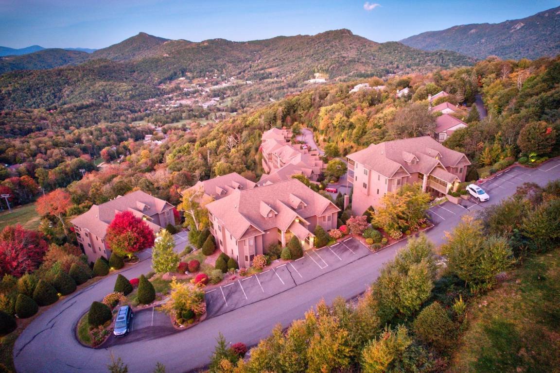 120 M² Condo ∙ 2 Bedrooms ∙ 4 Guests - Sugar Mountain, NC