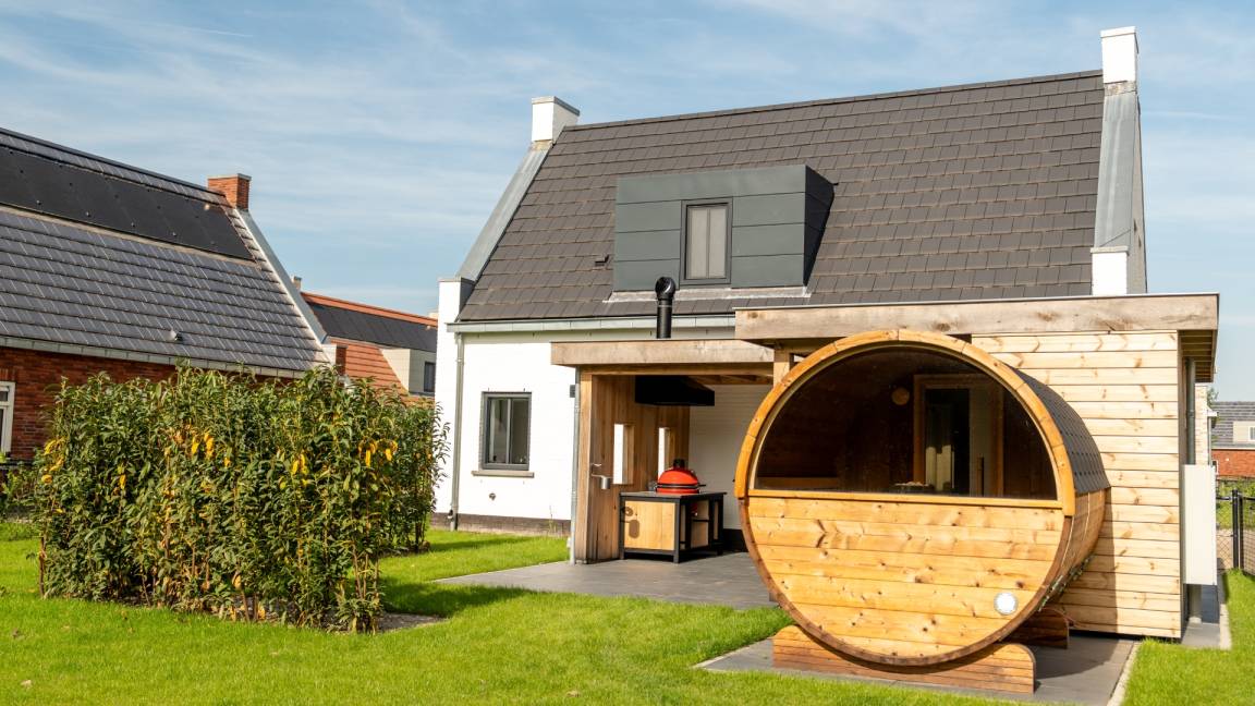 125 M² Villa ∙ 3 Bedrooms ∙ 6 Guests - Roermond