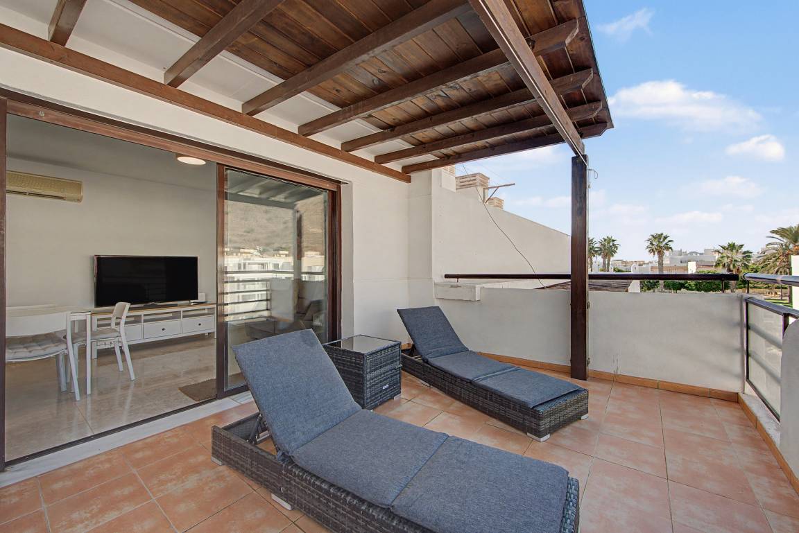 78 M² Apartamento ∙ 2 Habitaciones ∙ 6 Huéspedes - Carboneras