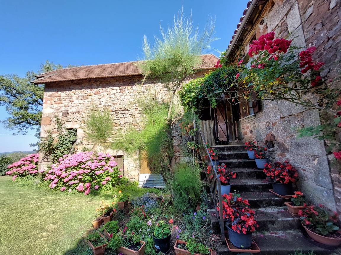 75 M² Gîte ∙ 2 Habitaciones ∙ 4 Huéspedes - Najac