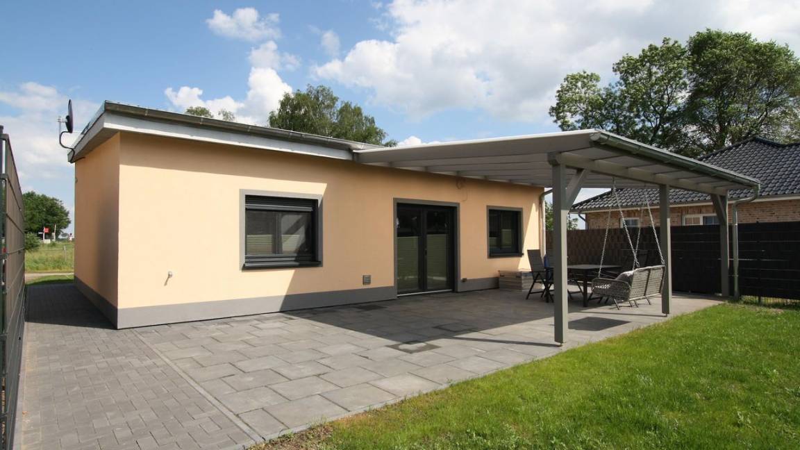 88 M² House ∙ 2 Bedrooms ∙ 4 Guests - Neustadt-Glewe