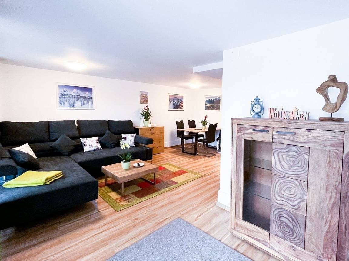 70 M² Ferienwohnung ∙ 1 Schlafzimmer ∙ 4 Gäste - Pfronten