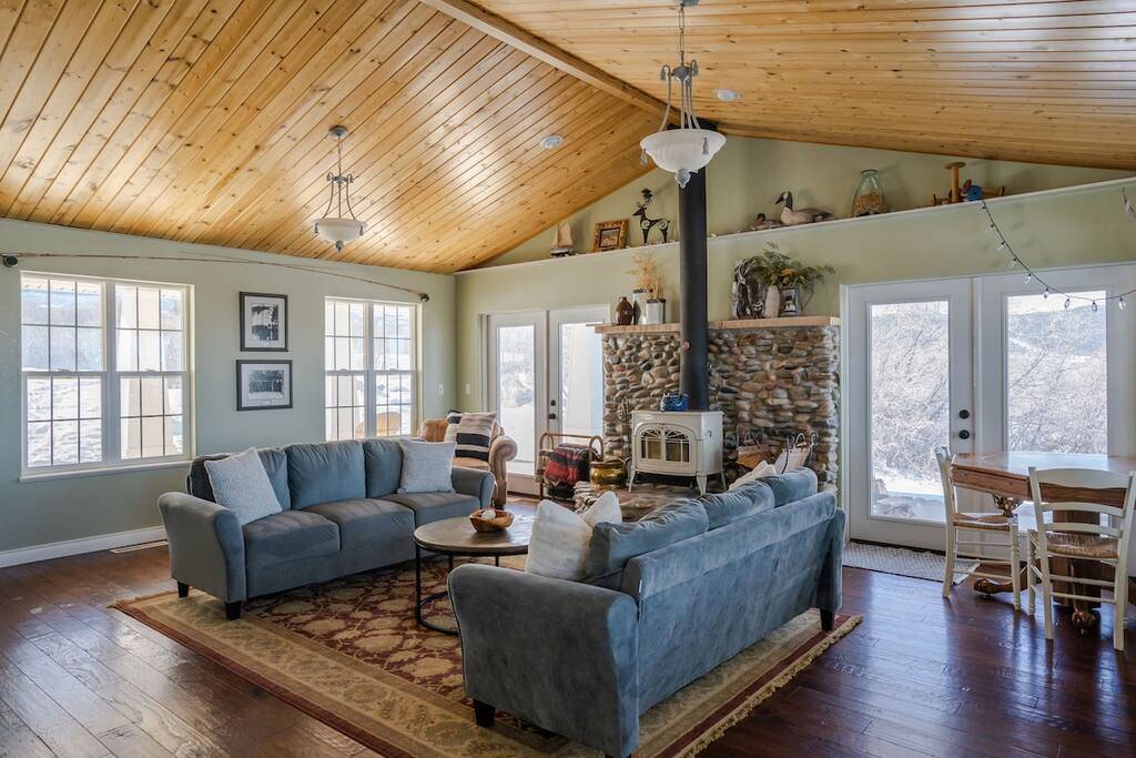 193 M² House ∙ 3 Bedrooms ∙ 11 Guests - Mesa, CO