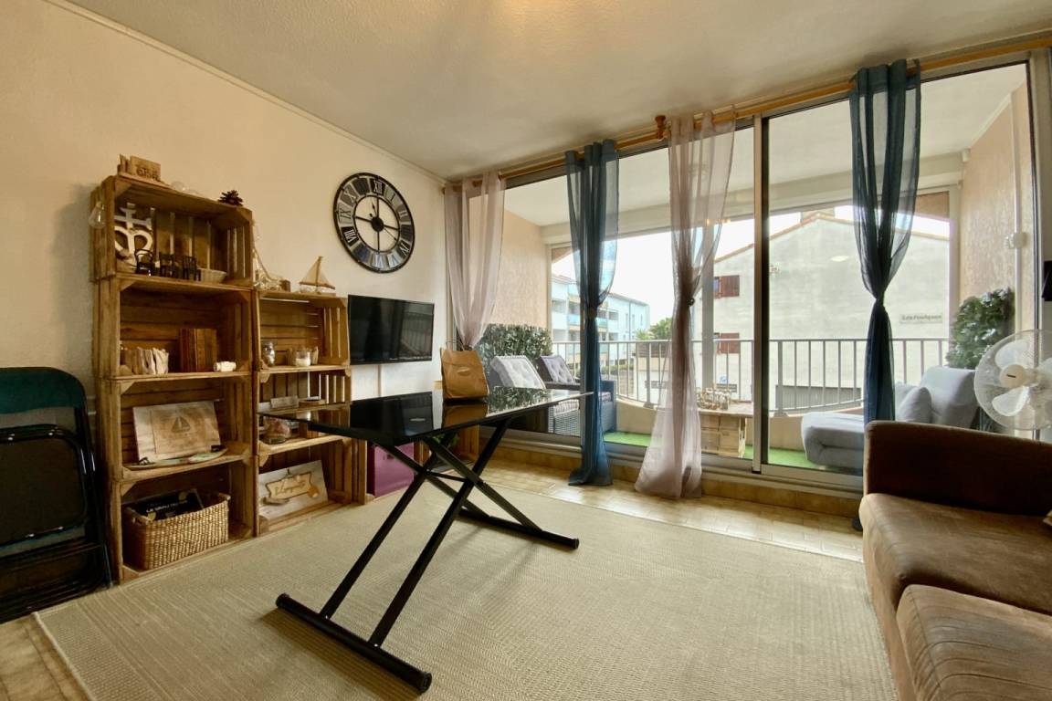 27 M² Appartement ∙ 4 Personnes - Plage de l'Espiguette