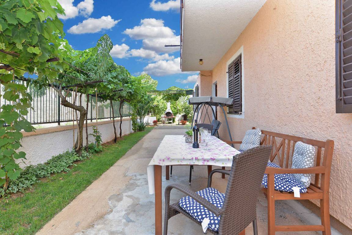 80 M² Ferienwohnung ∙ 2 Schlafzimmer ∙ 5 Gäste - Medulin