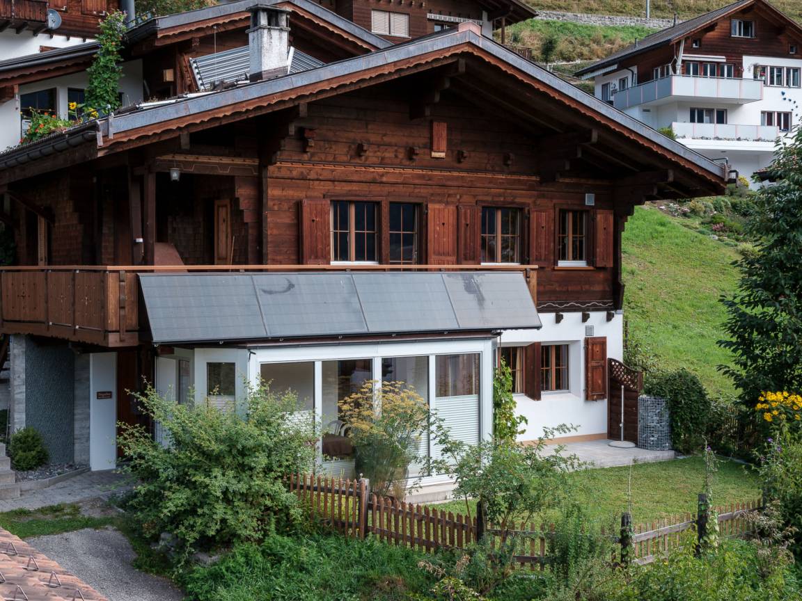 62 M² Apartment ∙ 6 Guests - Sedrun