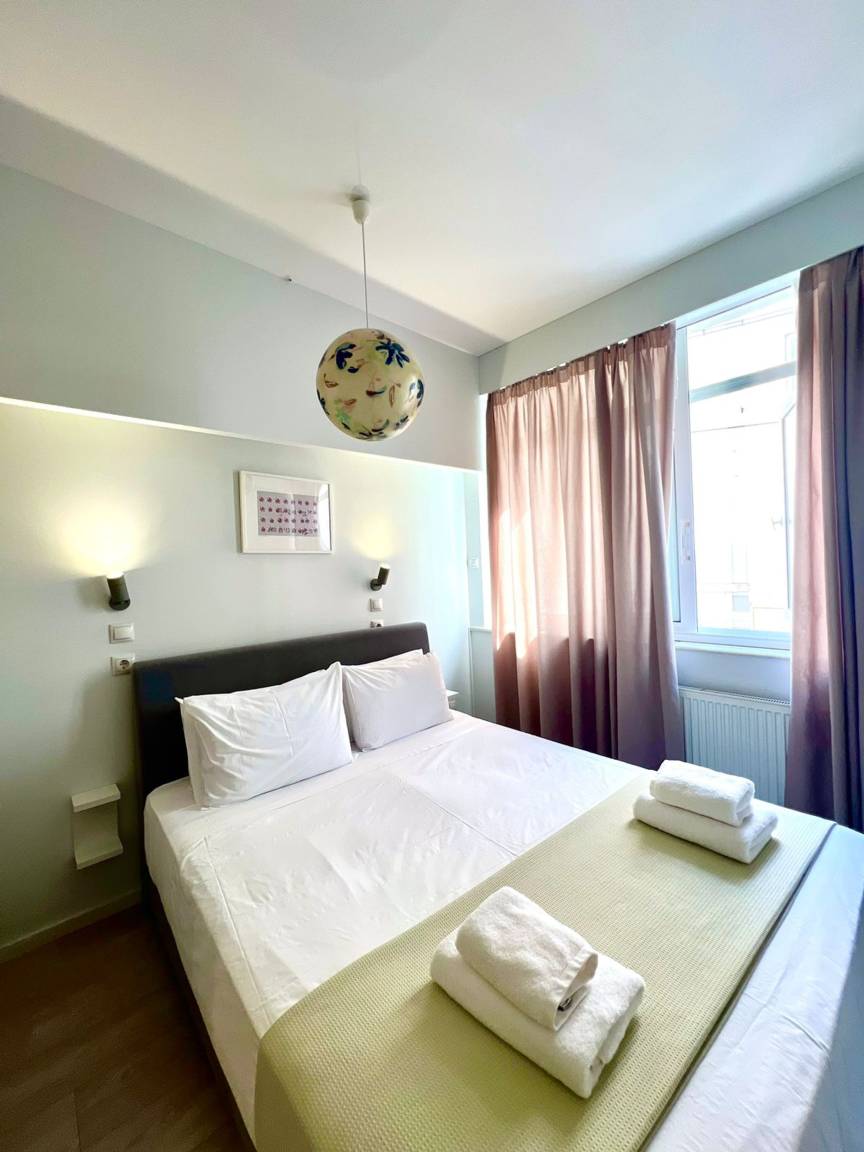 30 M² Apartamento ∙ 1 Quarto ∙ 2 Hóspedes - Atenas