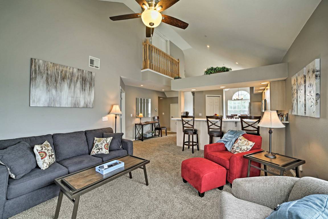 139 M² Apartment ∙ 2 Bedrooms ∙ 8 Guests - Table Rock Lake