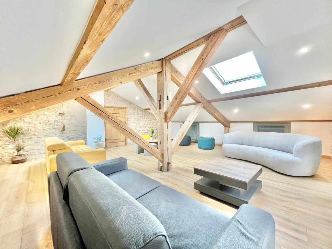 130 M² Cottage ∙ 4 Bedrooms ∙ 10 Guests - Lorraine