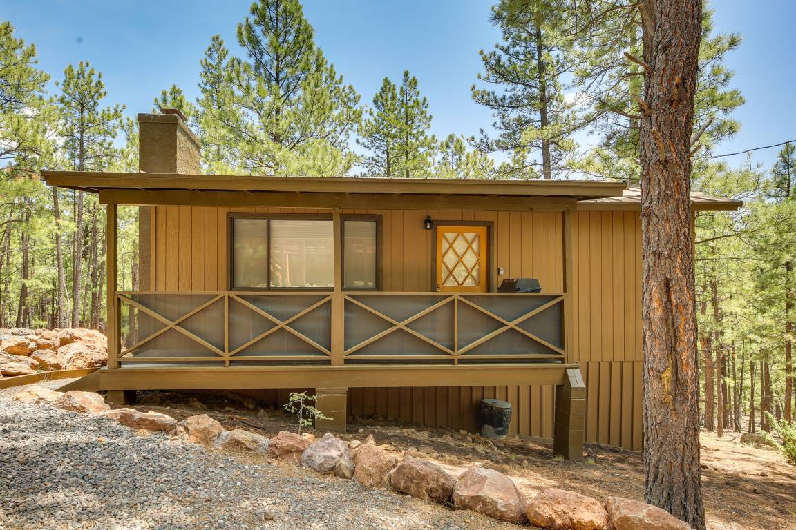 92 M² House ∙ 2 Bedrooms ∙ 6 Guests - Greer, AZ