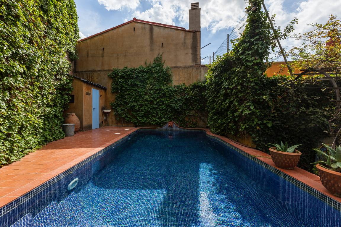 200 M² Huis ∙ 6 Slaapkamers ∙ 9 Gasten - Martorell
