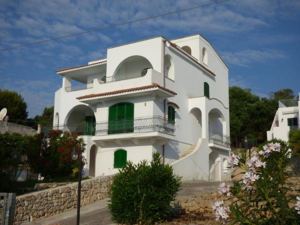 175 M² Villa Vacanza ∙ 2 Camere Da Letto ∙ 9 Ospiti - Tricase