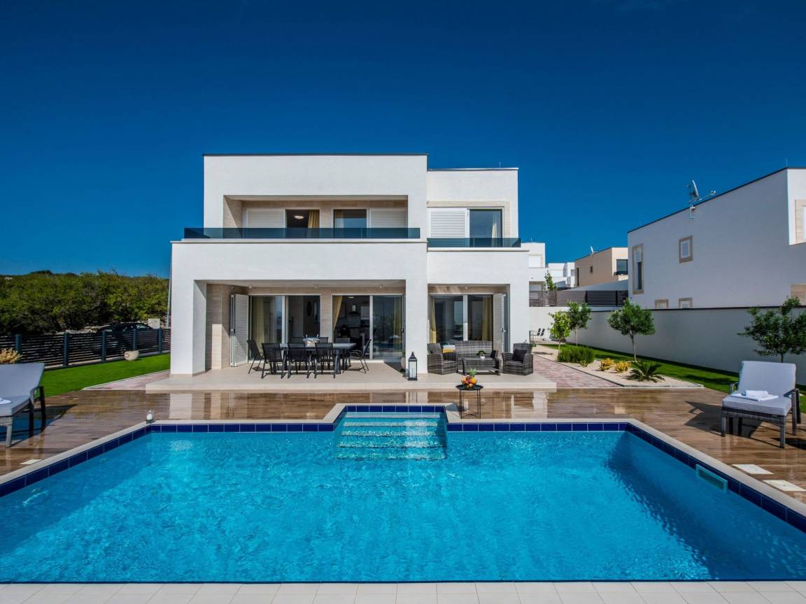 200 M² Maison De Vacances ∙ 1 Chambre ∙ 10 Personnes - Novalja