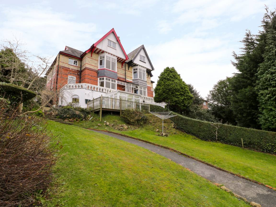 Cottage ∙ 2 Bedrooms ∙ 4 Guests - North Wales