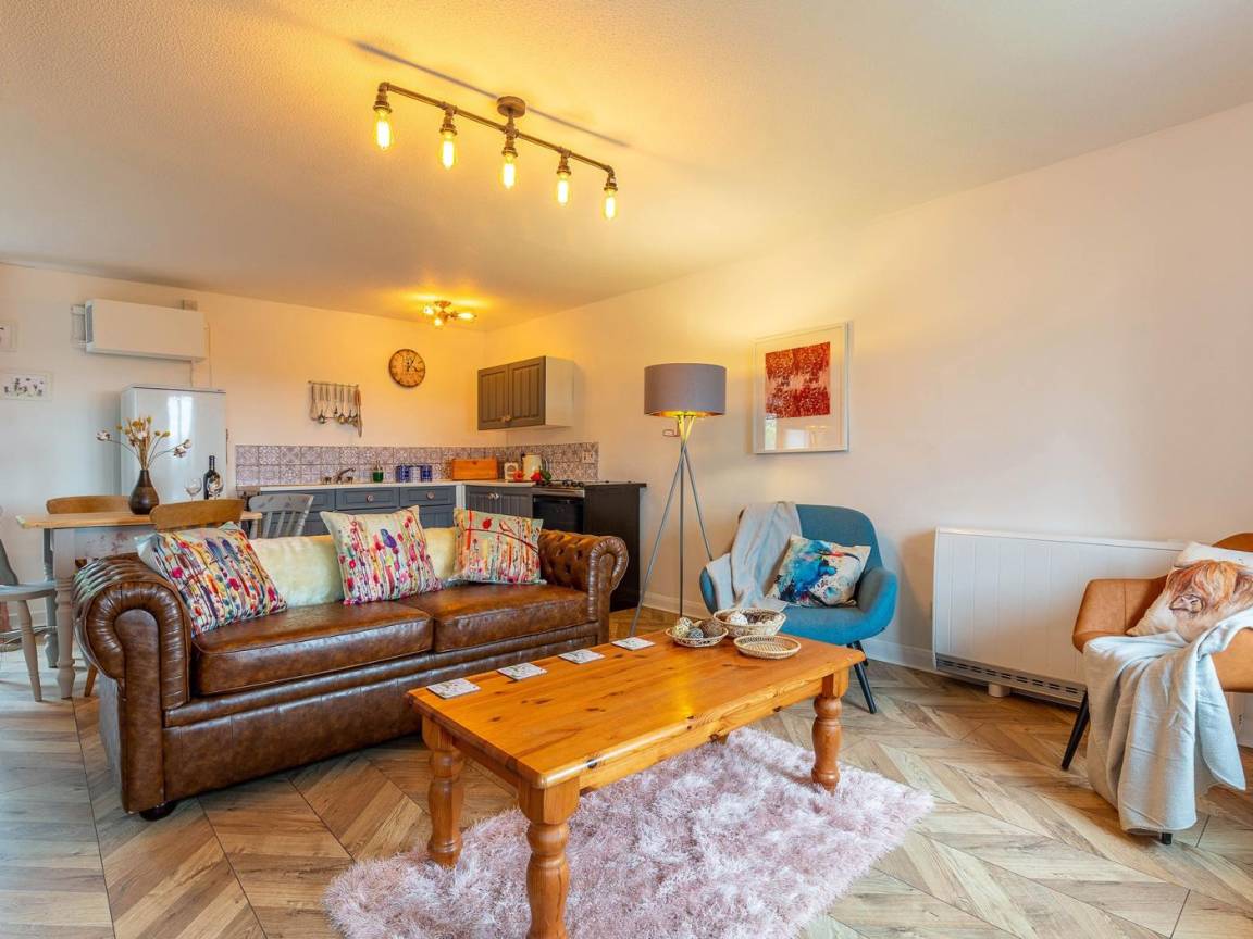 Cottage ∙ 2 Bedrooms ∙ 4 Guests - North Devon District