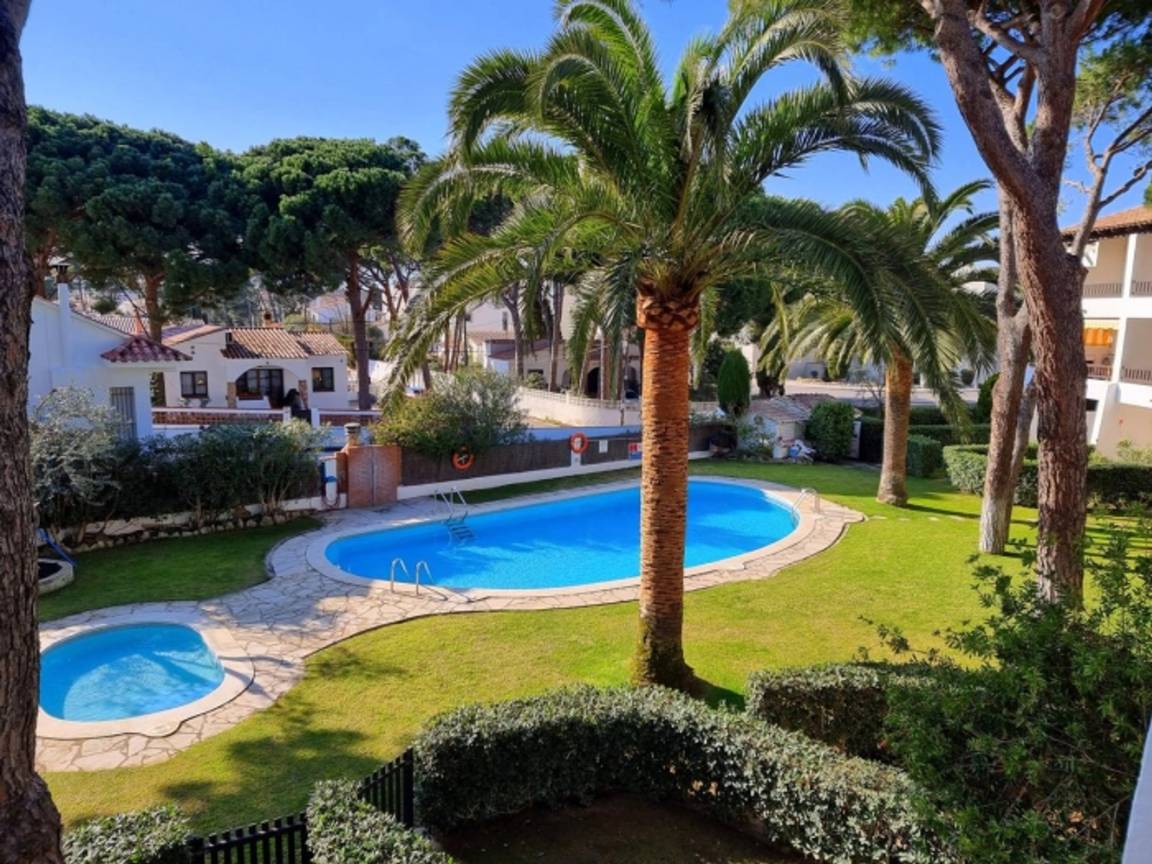 25 M² Apartamento ∙ 1 Habitación ∙ 3 Huéspedes - La Escala