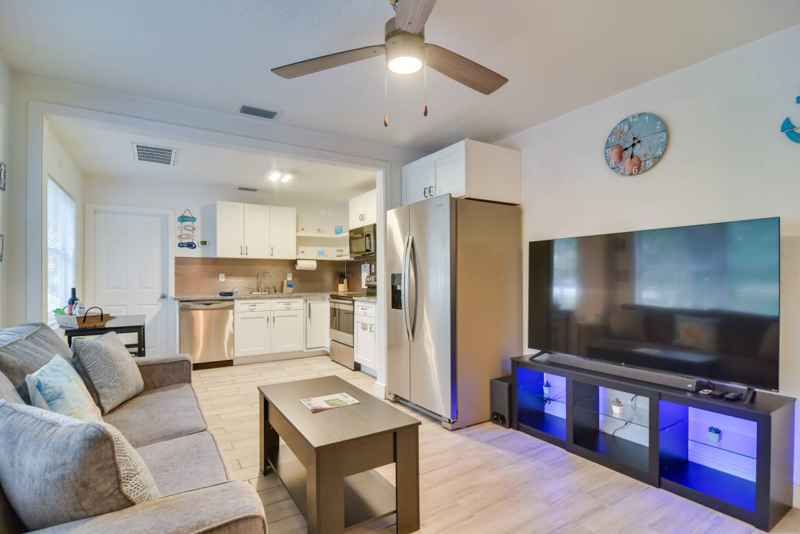 61 M² House ∙ 3 Bedrooms ∙ 9 Guests - St. Petersburg, FL