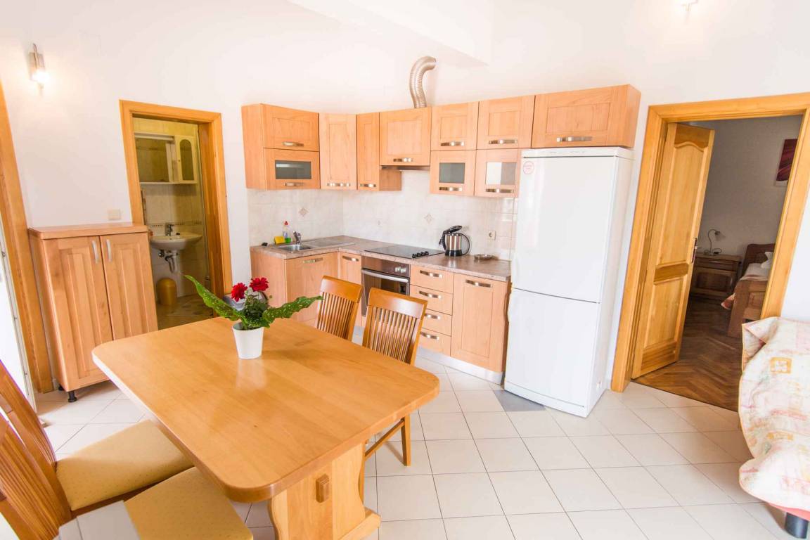 35 M² Ferienwohnung ∙ 1 Schlafzimmer ∙ 4 Gäste - Biograd na Moru