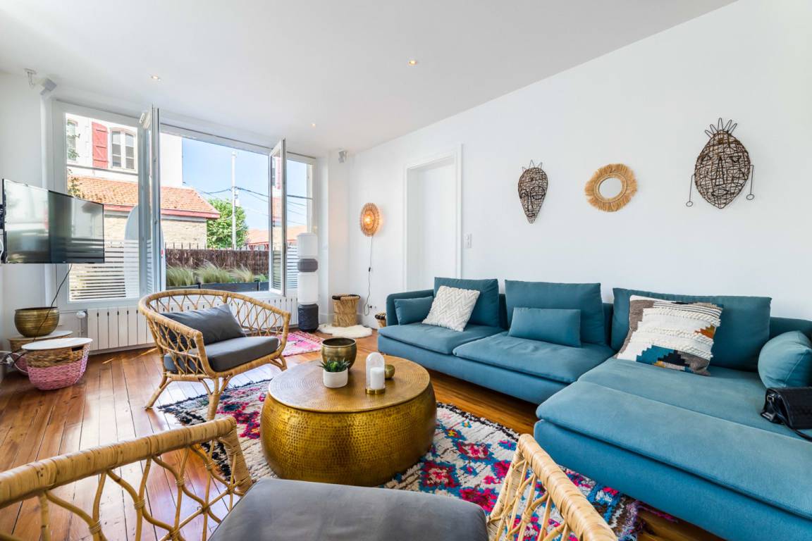 107 M² Apartment ∙ 3 Bedrooms ∙ 6 Guests - Biarritz
