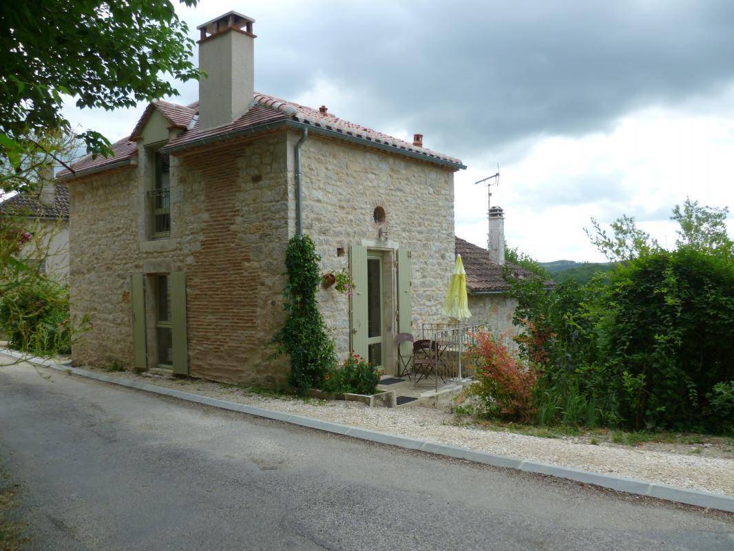 75 M² Gîte ∙ 2 Bedrooms ∙ 3 Guests - Albas