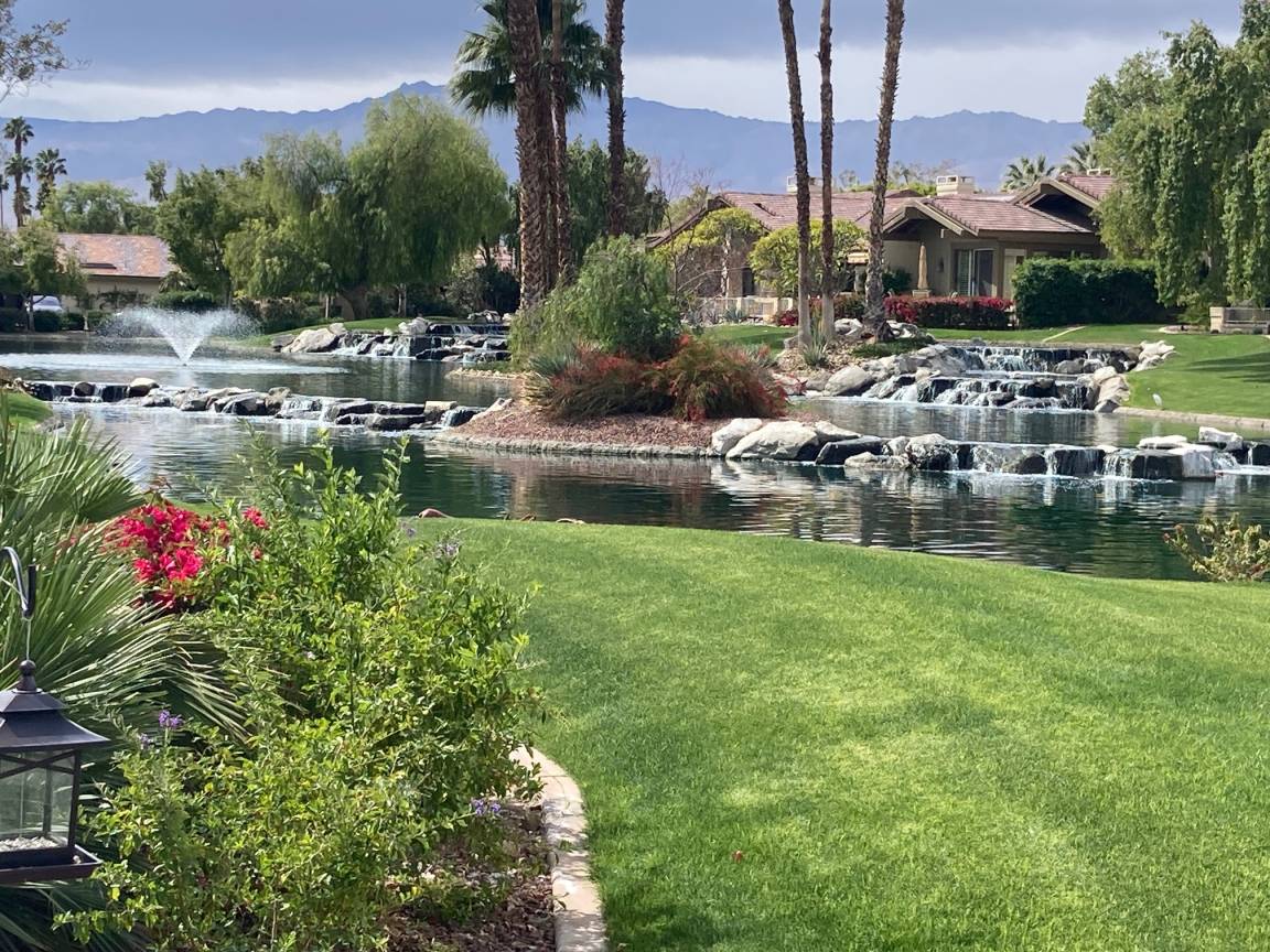 186 M² Bungalow ∙ 3 Bedrooms ∙ 5 Guests - Palm Desert, CA