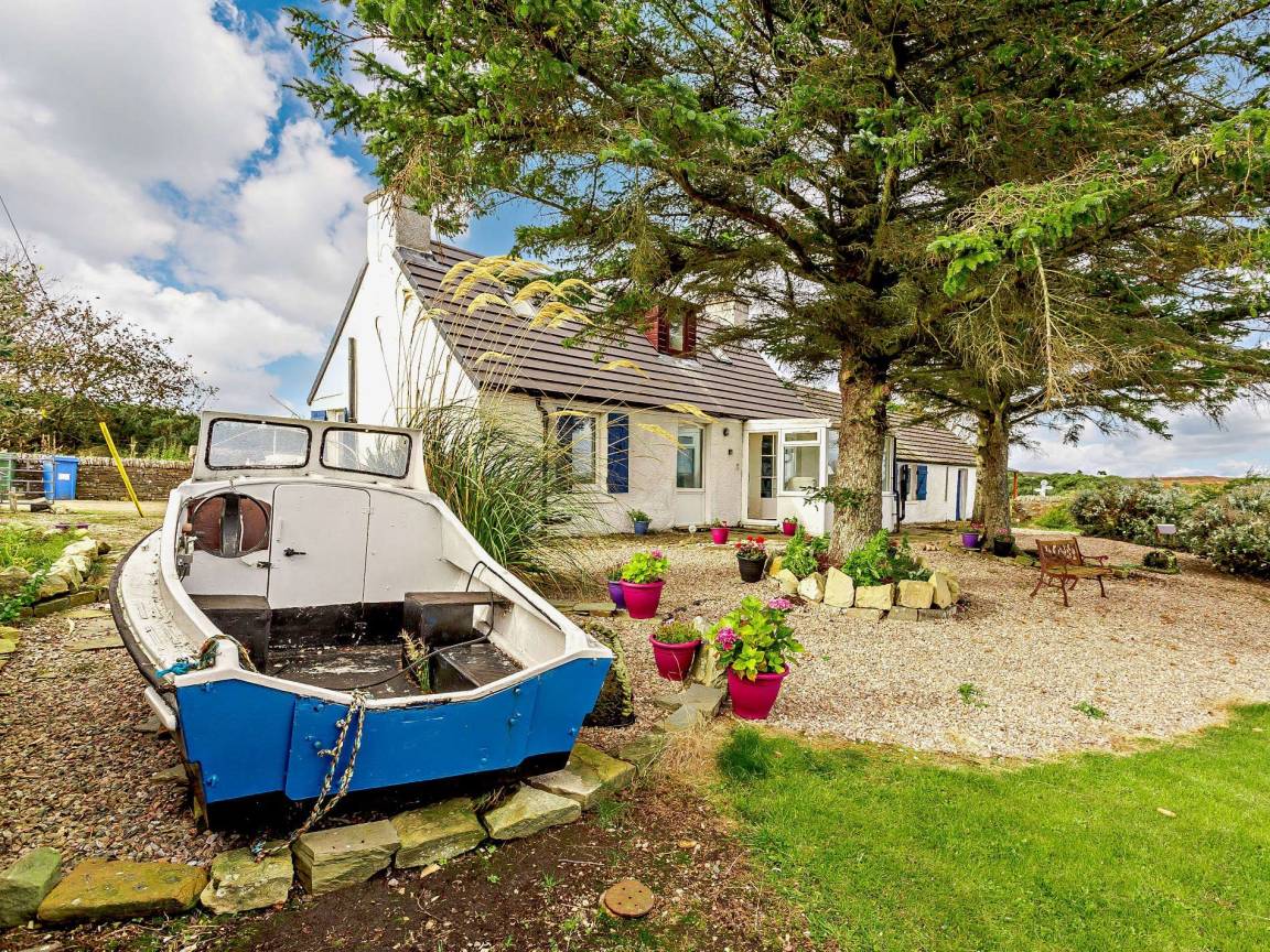 Cottage ∙ 3 Bedrooms ∙ 6 Guests - The Castle & Gardens of Mey