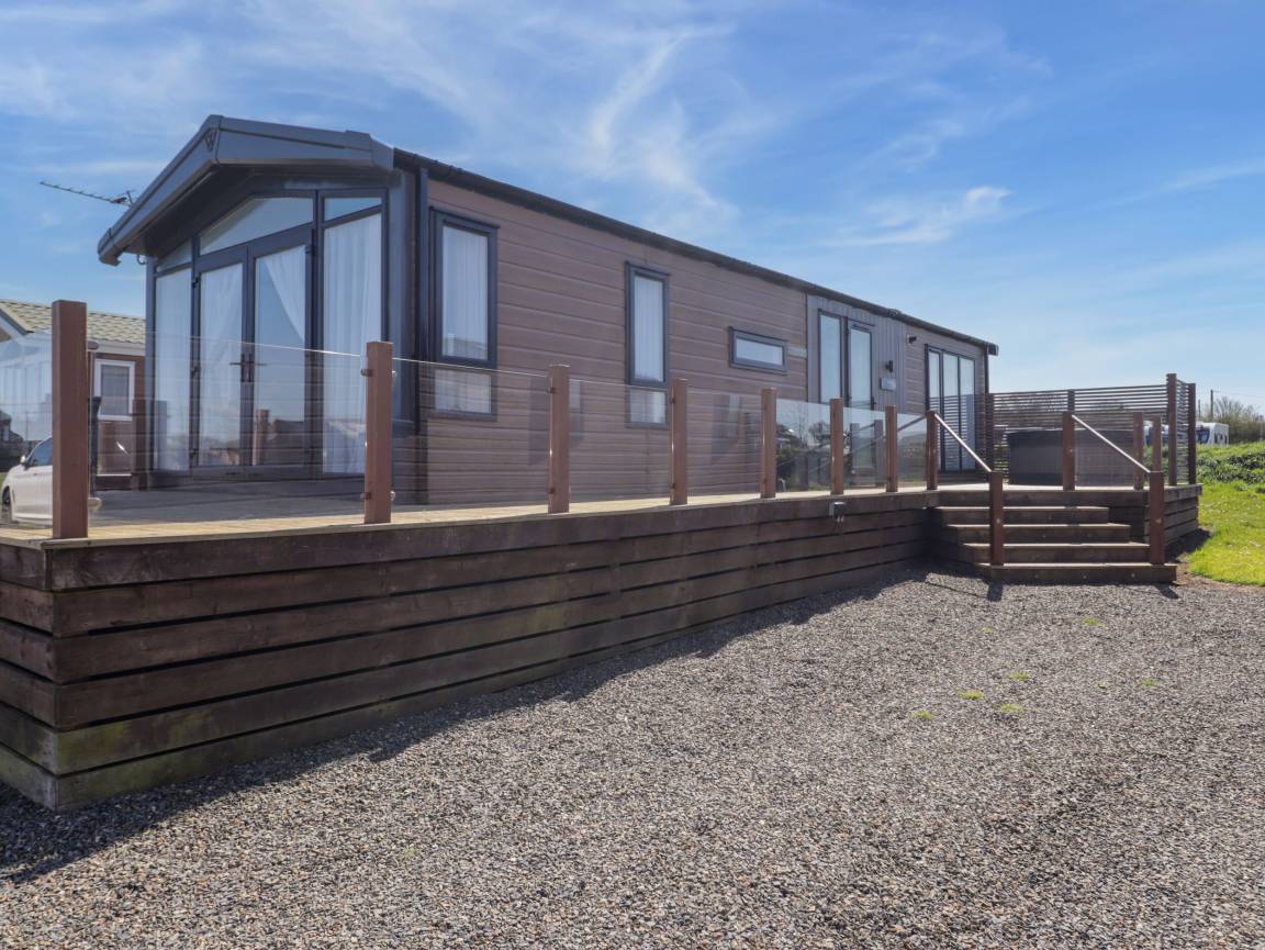 Cottage ∙ 2 Bedrooms ∙ 6 Guests - Little Haven