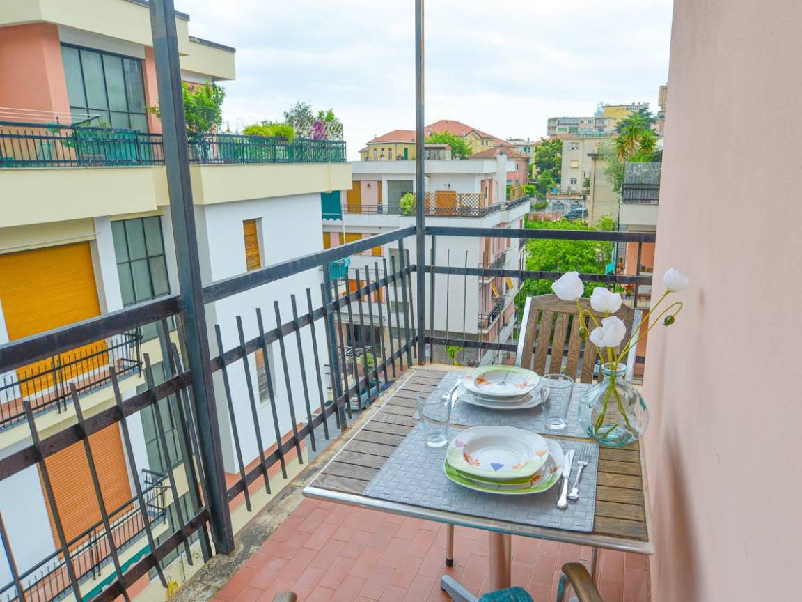 80 M² Appartement ∙ 2 Slaapkamers ∙ 6 Gasten - Savona