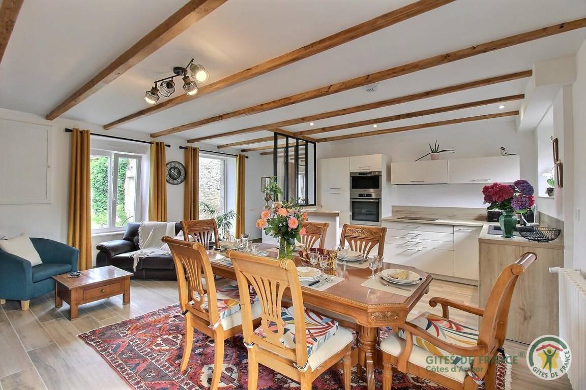 100 M² Gîte ∙ 3 Chambres ∙ 6 Personnes - Plancoët