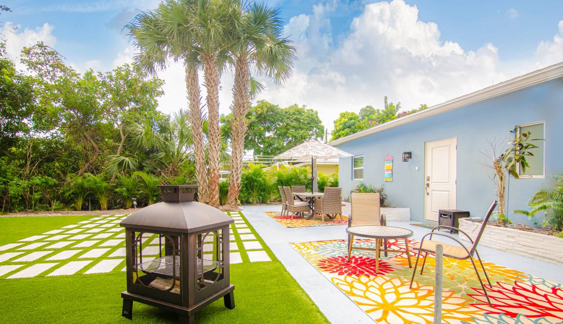 House ∙ 2 Bedrooms ∙ 6 Guests - Jupiter, FL