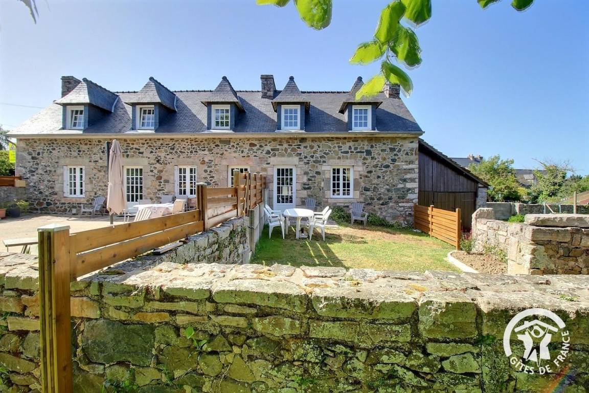 60 M² Gîte ∙ 2 Chambres ∙ 4 Personnes - Erquy
