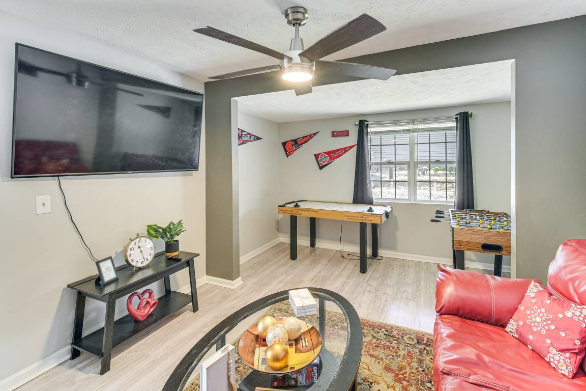 176 M² House ∙ 6 Bedrooms ∙ 14 Guests - Case Western Reserve University, Cleveland