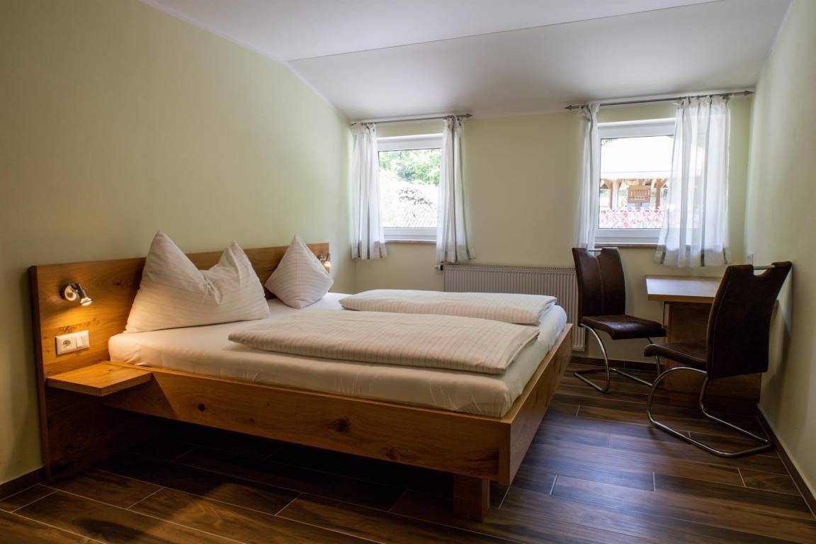 80 M² Ferienwohnung ∙ 2 Schlafzimmer ∙ 4 Gäste - Breitenberg