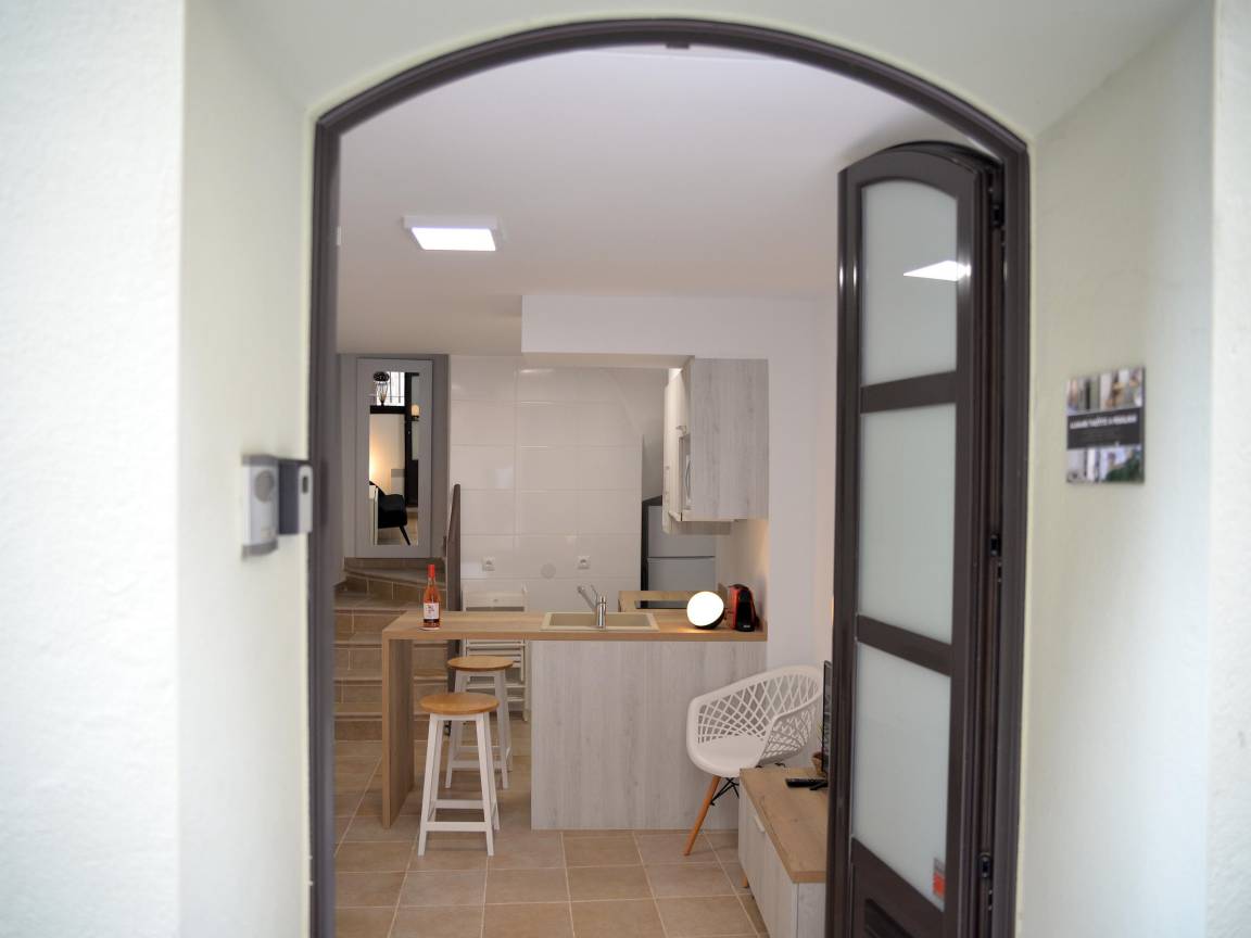 84 M² Appartement ∙ 2 Chambres ∙ 5 Personnes - Figueras