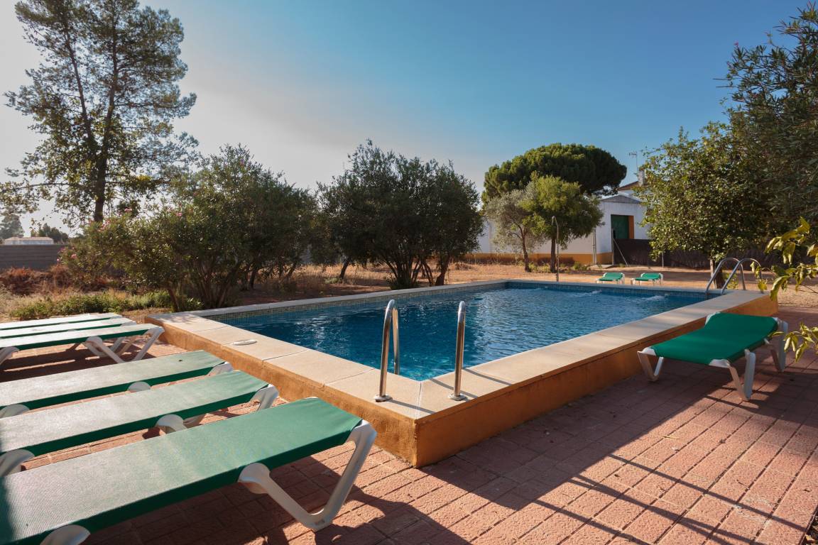 230 M² Villa ∙ 5 Bedrooms ∙ 11 Guests - Marchena