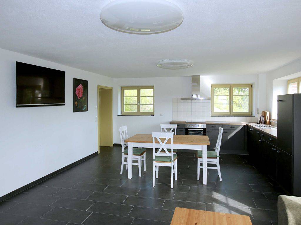 62 M² Ferienwohnung ∙ 1 Schlafzimmer ∙ 3 Gäste - Teterow