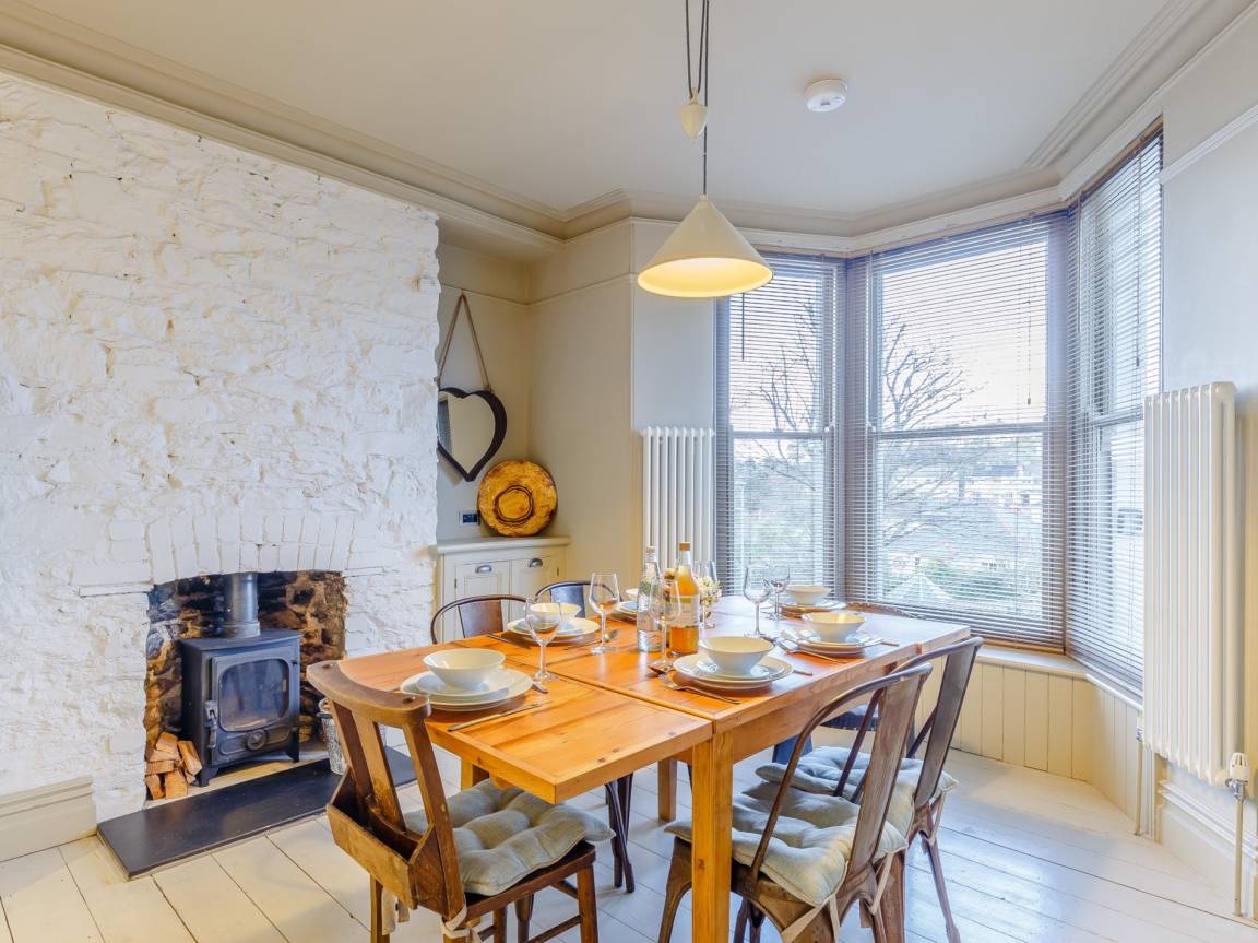 Cottage ∙ 2 Bedrooms ∙ 4 Guests - Brixham