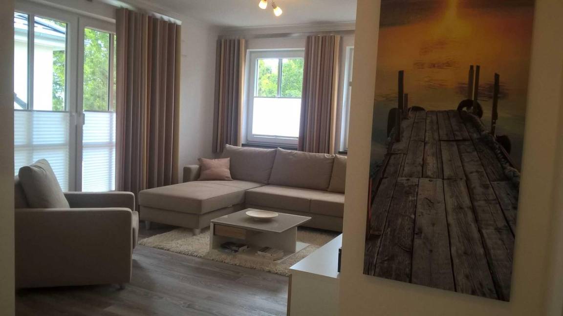 61 M² Ferienwohnung ∙ 1 Schlafzimmer ∙ 4 Gäste - Börgerende-Rethwisch
