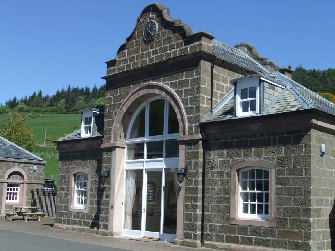 Cottage ∙ 2 Bedrooms ∙ 4 Guests - Perth
