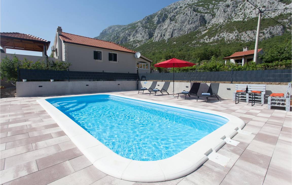 63 M² Ferienhaus ∙ 2 Schlafzimmer ∙ 5 Gäste - Omiš