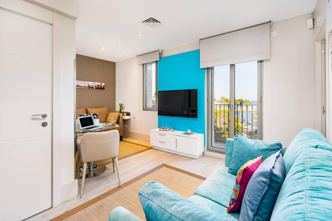 70 M² Apartment ∙ 2 Bedrooms ∙ 4 Guests - Barcelona