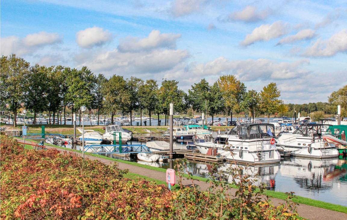 100 M² Huis ∙ 2 Slaapkamers ∙ 6 Gasten - Venray