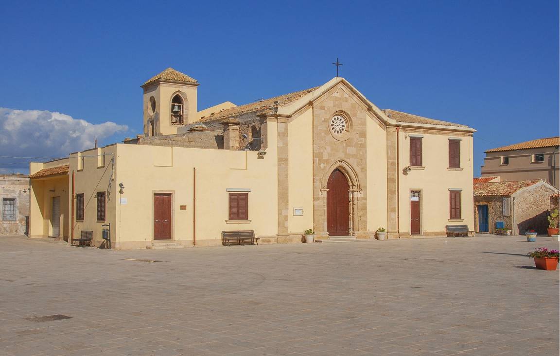 105 M² House ∙ 4 Bedrooms ∙ 8 Guests - Marzamemi