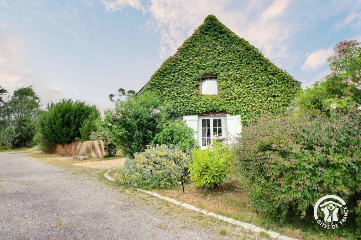 63 M² Gîte ∙ 2 Chambres ∙ 4 Personnes - Rostrenen