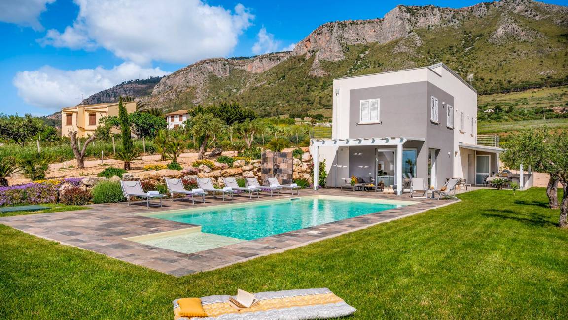 180 M² Villa ∙ 3 Habitaciones ∙ 8 Huéspedes - Castellammare del Golfo