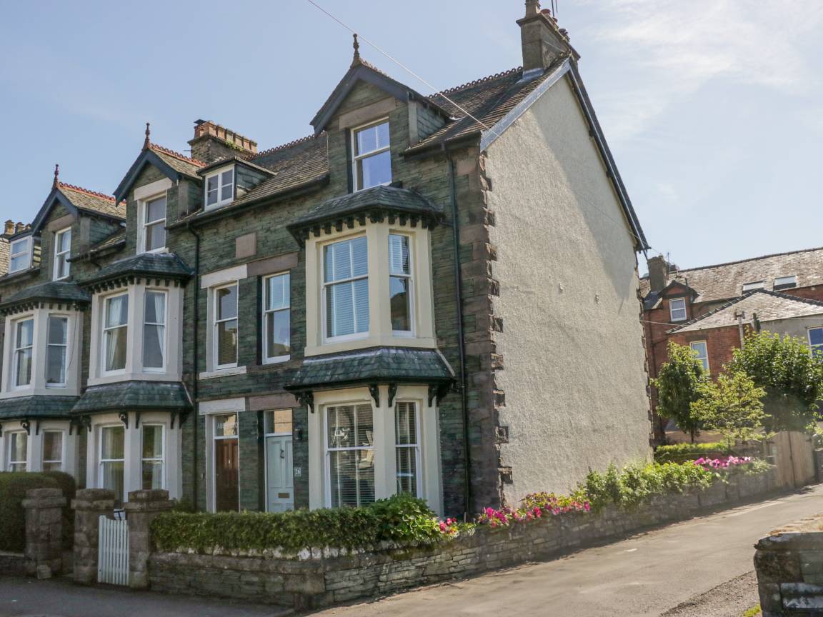 Cottage ∙ 4 Bedrooms ∙ 8 Guests - Borrowdale