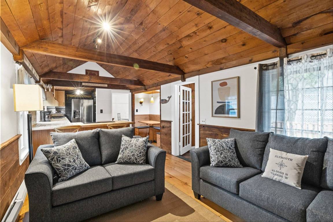 186 M² House ∙ 4 Bedrooms ∙ 8 Guests - Nelson Beach, MA