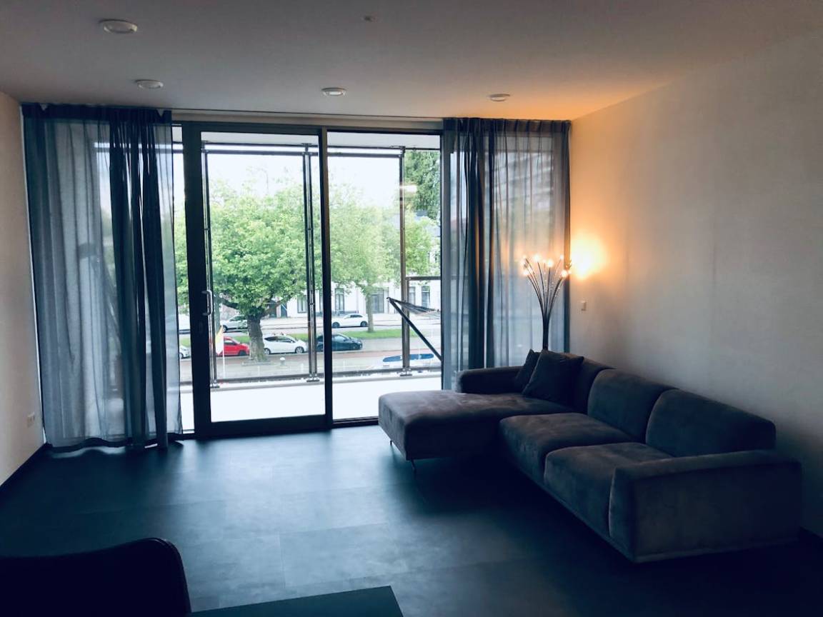 80 M² Apartment ∙ 1 Bedroom ∙ 1 Guest - Schiedam